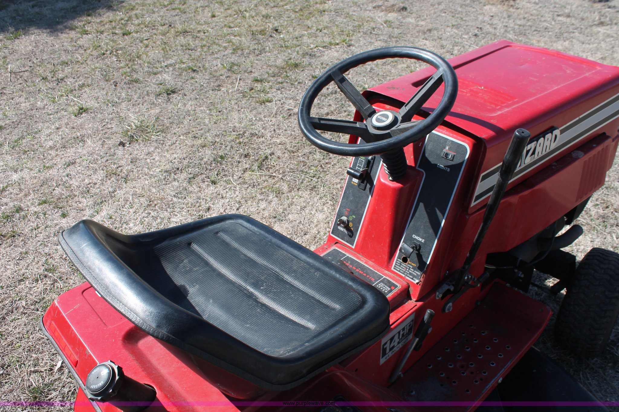 MTD Wizard lawn mower in Abilene, KS | Item W9380 sold | Purple Wave