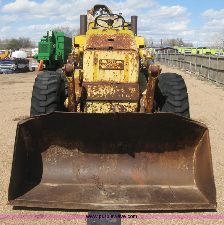 Hough H50 wheel loader in Hutchinson, KS | Item E3148 sold | Purple Wave
