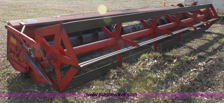Massey-Ferguson 24' rigid header in Florence, KS | Item E8488 sold ...