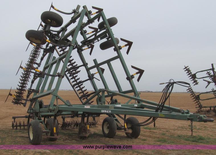 Baker 7100 chisel plow in Amarillo, TX | Item G5677 sold | Purple Wave