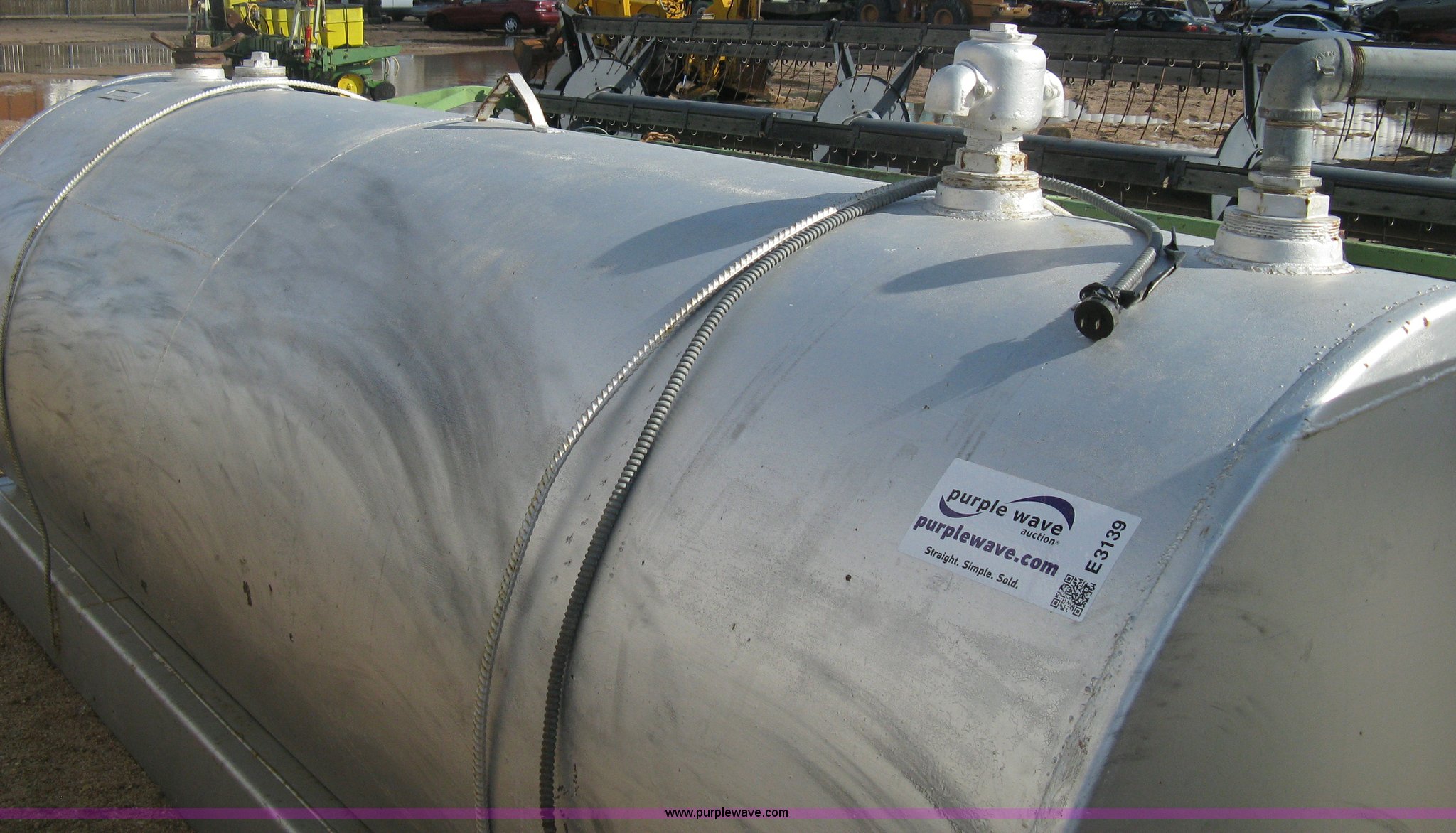 R.L. Faubion fuel tank in Hutchinson, KS | Item E3139 sold | Purple Wave