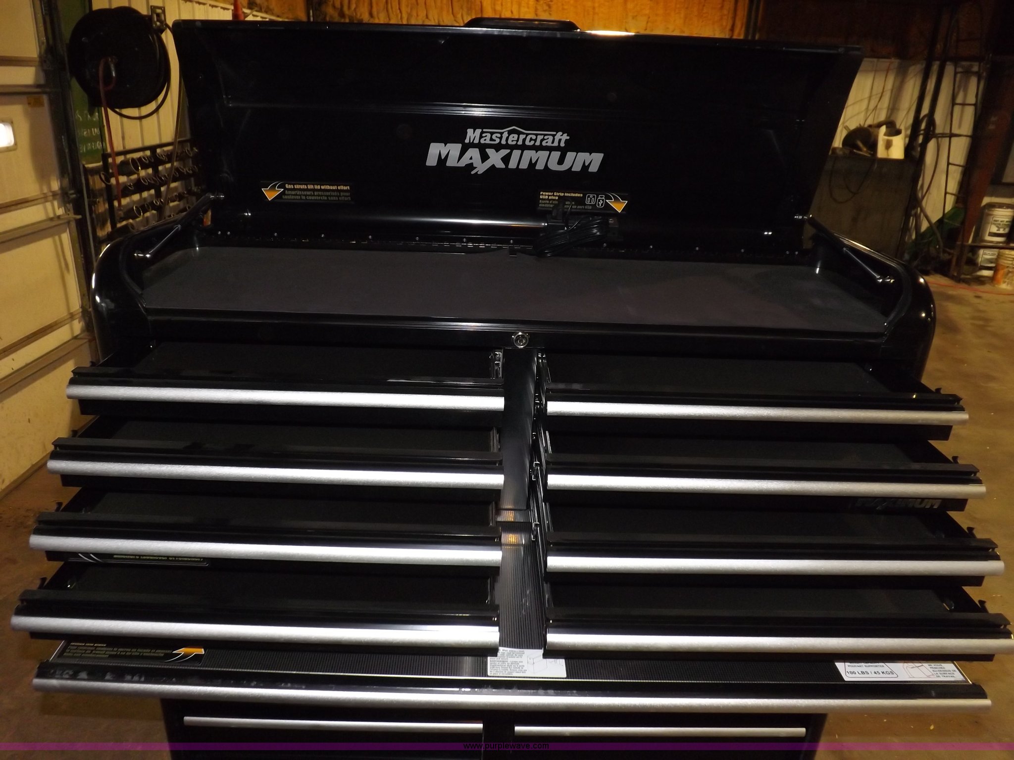 MasterCraft Maximum toolbox in Sublette, KS | Item F6462 sold | Purple Wave