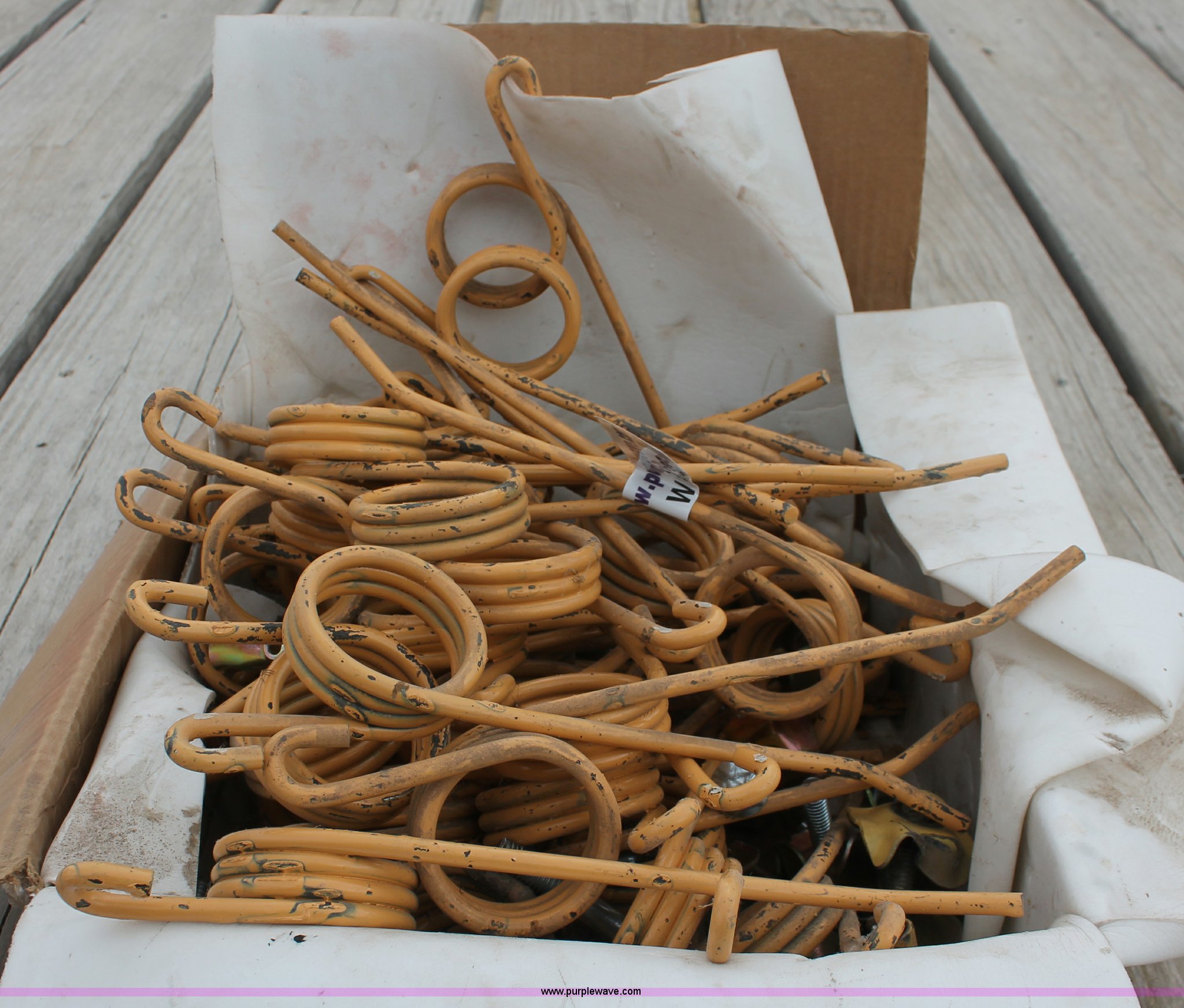 (45) hay rake tines in Lindsborg, KS | Item W9327 sold | Purple Wave