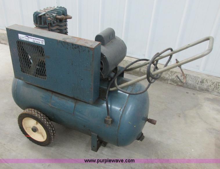 Melben Products air compressor in Festus, MO | Item AB9428 sold ...