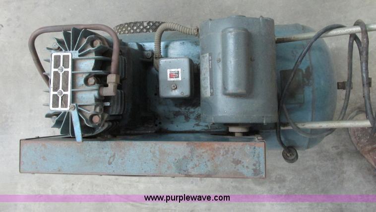 Melben Products air compressor in Festus, MO | Item AB9428 sold ...