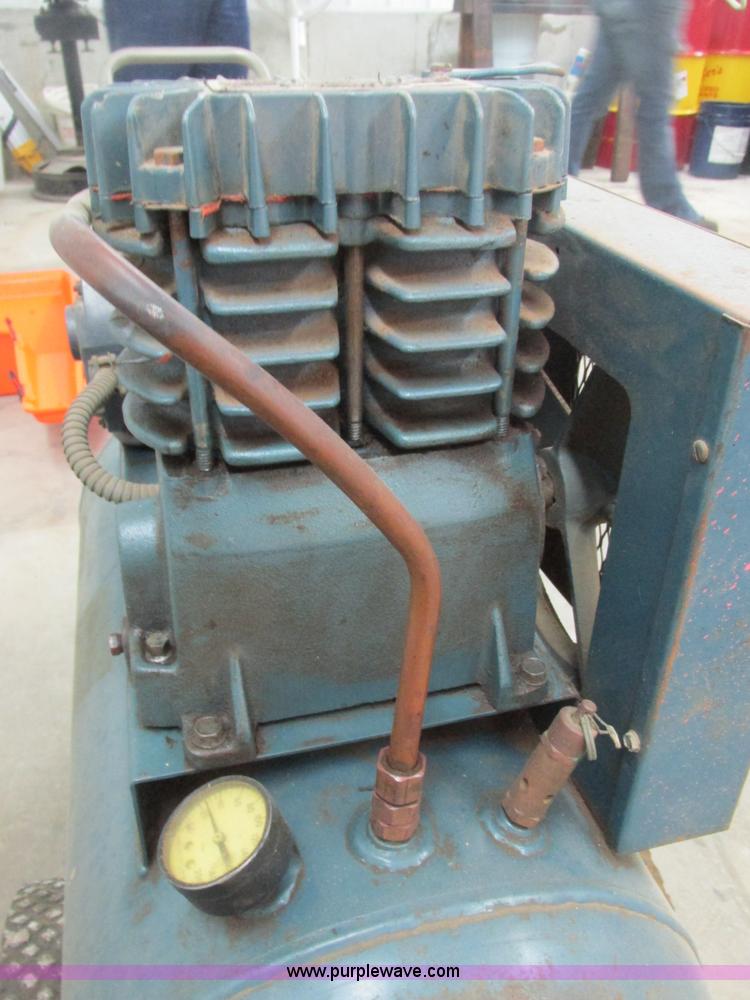 Melben Products air compressor in Festus, MO | Item AB9428 sold ...