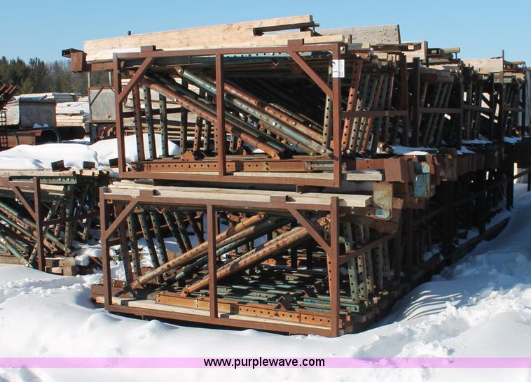 C49 beam bridge overhang brackets in Neillsville, WI | Item G2810 sold ...