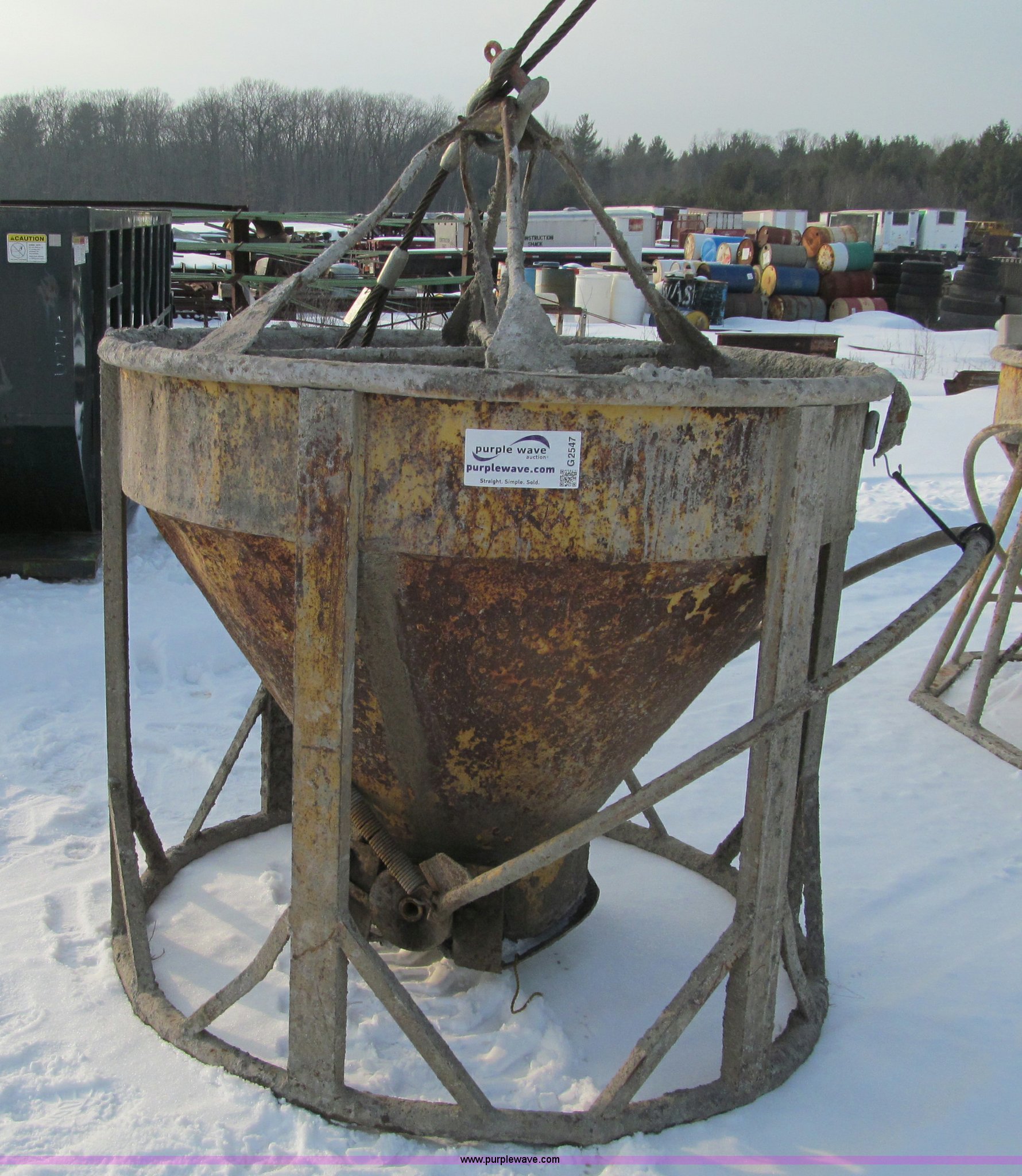 Concrete dump bucket in Neillsville, WI | Item G2547 sold | Purple Wave