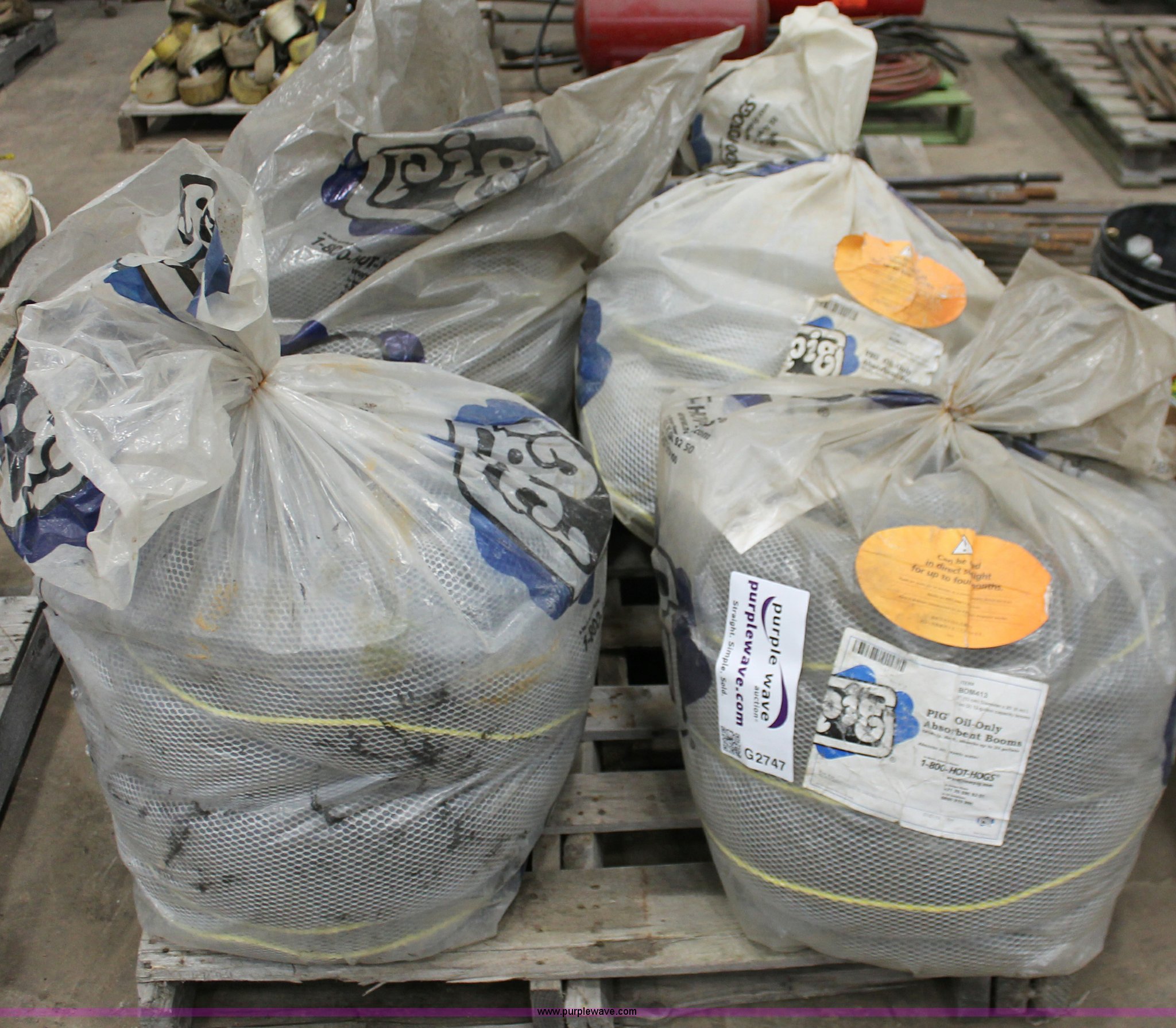 (8) PIG oil only absorbent booms in Neillsville, WI | Item G2747 sold ...