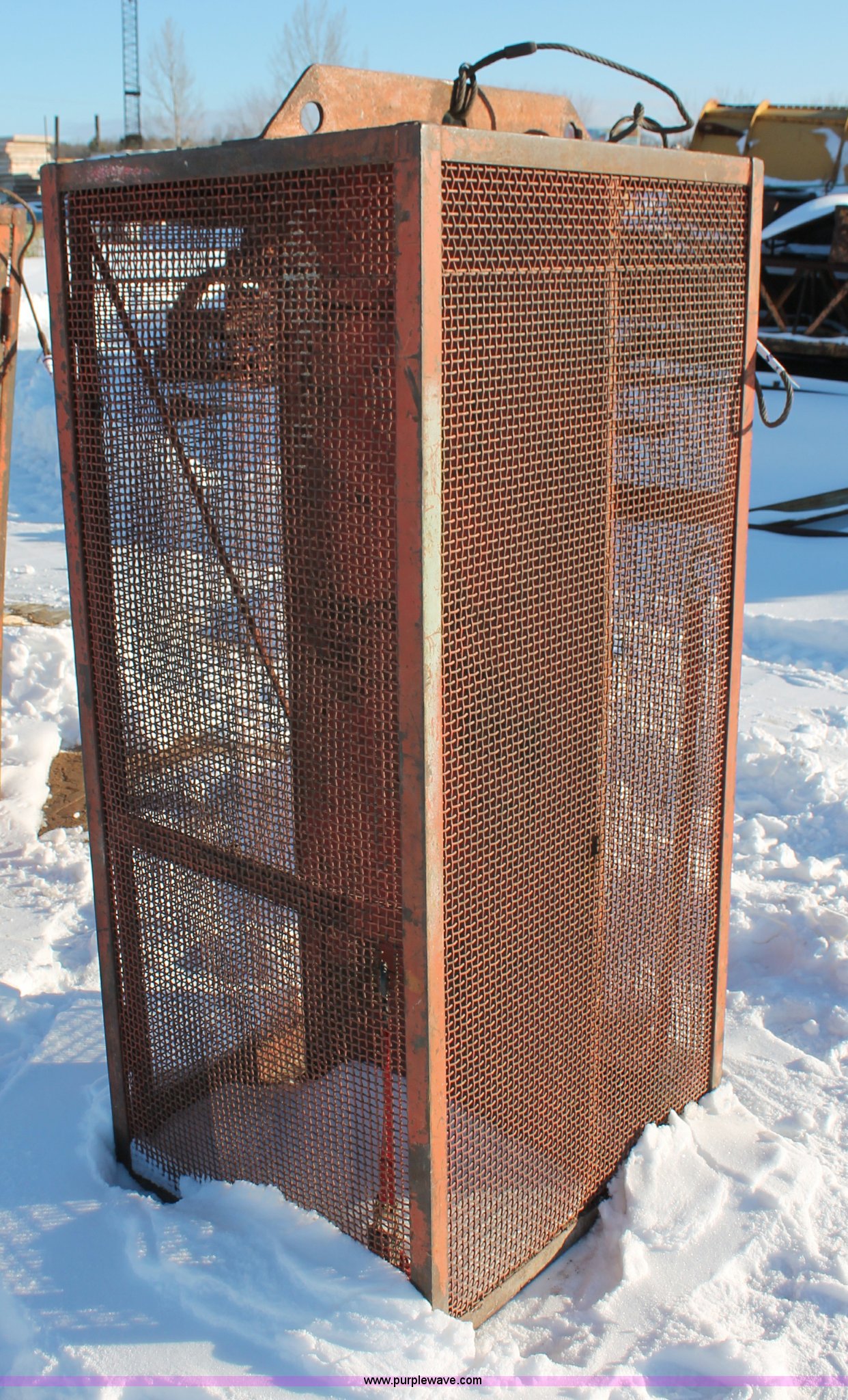 Steel crane torch cage in Neillsville, WI | Item G2852 sold | Purple Wave