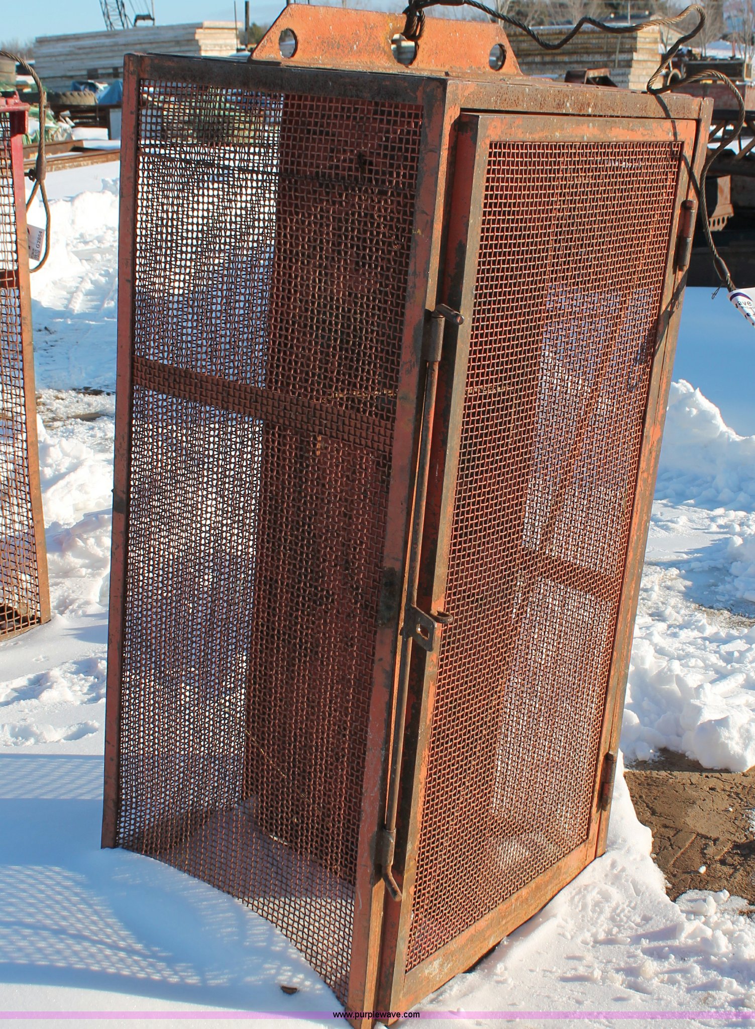 Steel crane torch cage in Neillsville, WI | Item G2853 sold | Purple Wave