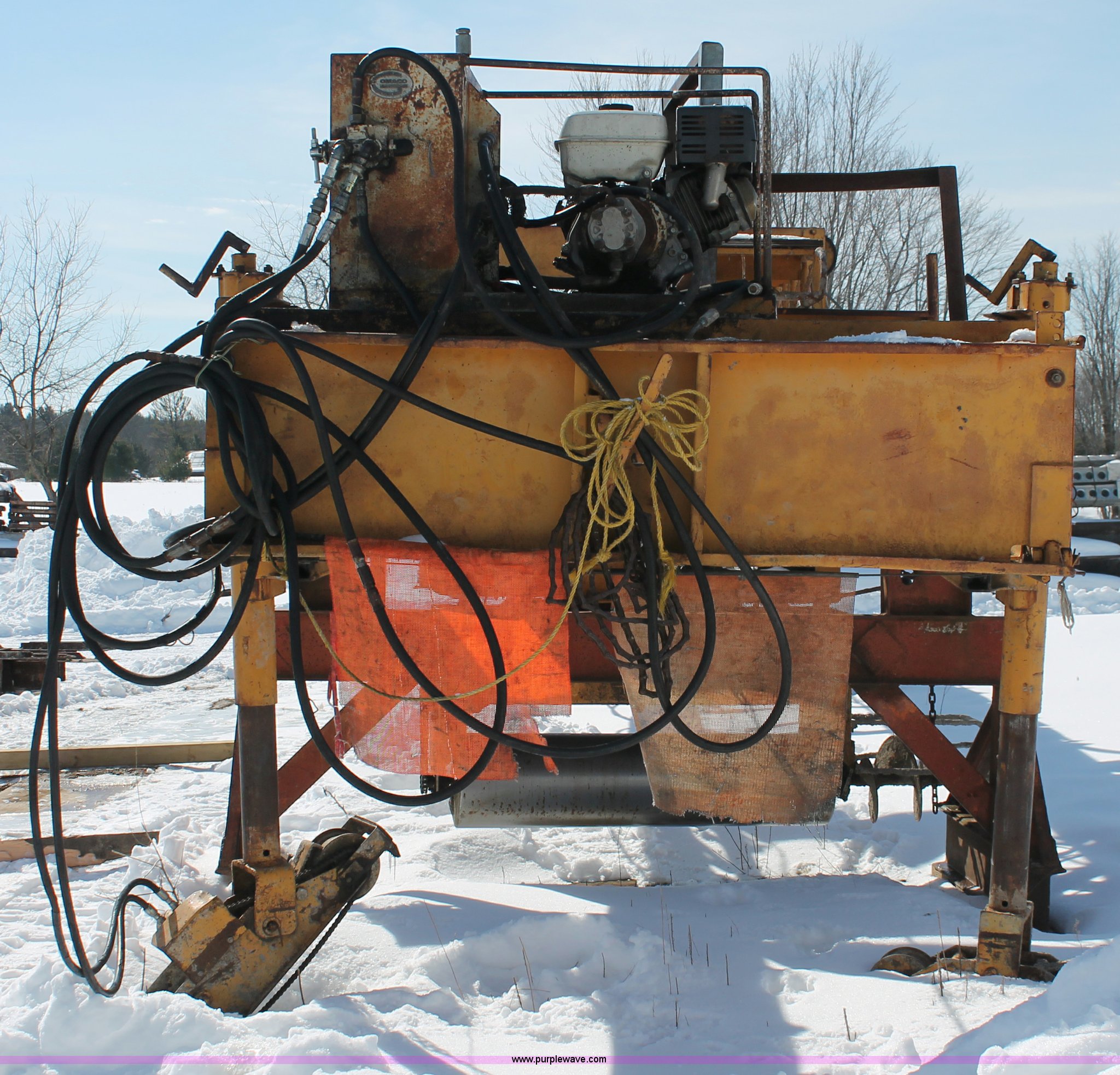 1980 Gomaco C450 bridge deck finishing machine in Neillsville, WI ...