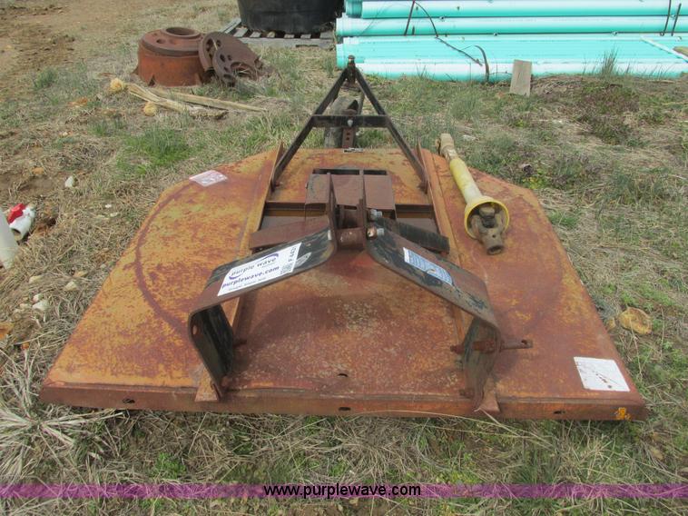 Howse 500 rotary mower in Highlandville, MO | Item F4431 sold | Purple Wave