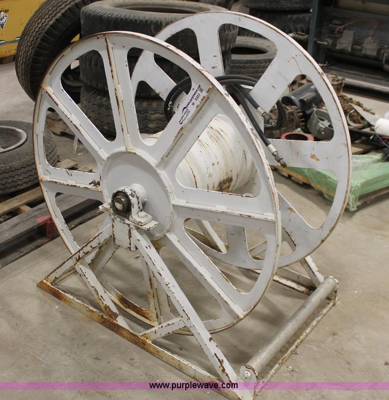 Sherman & Riley hydraulic reel in Wichita , KS | Item W9303 sold ...