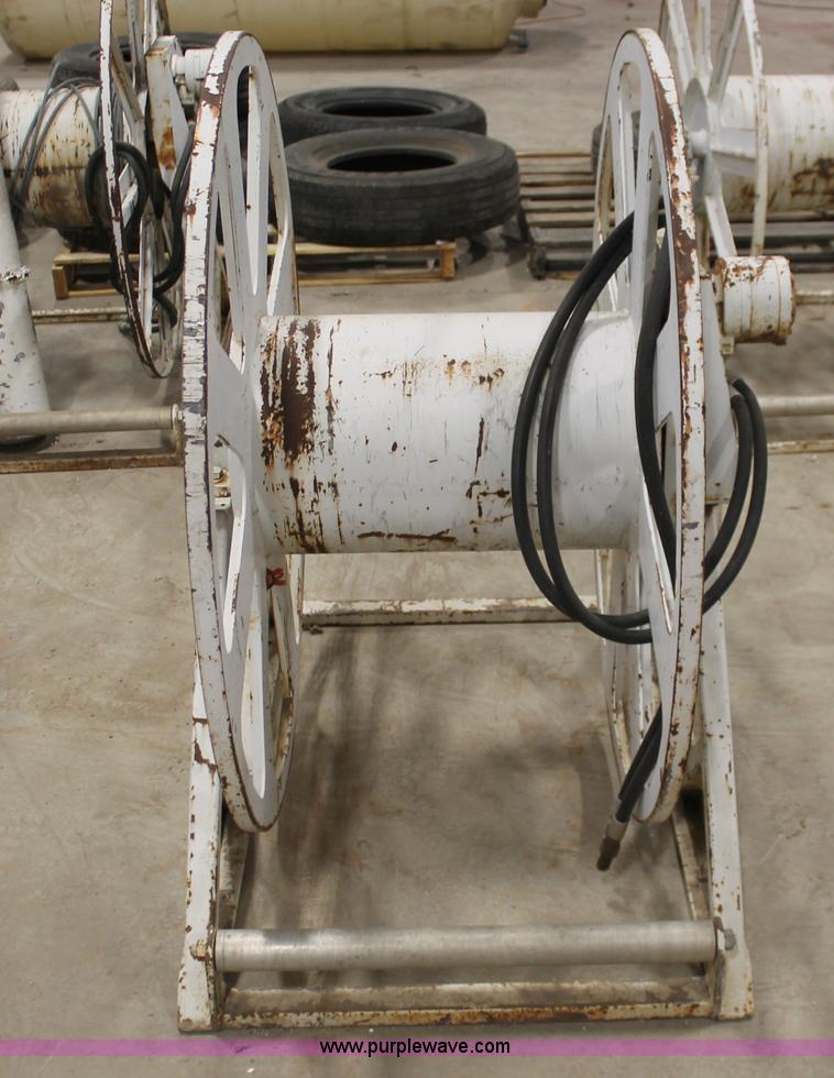 Sherman & Riley hydraulic reel in Wichita , KS | Item W9304 sold ...