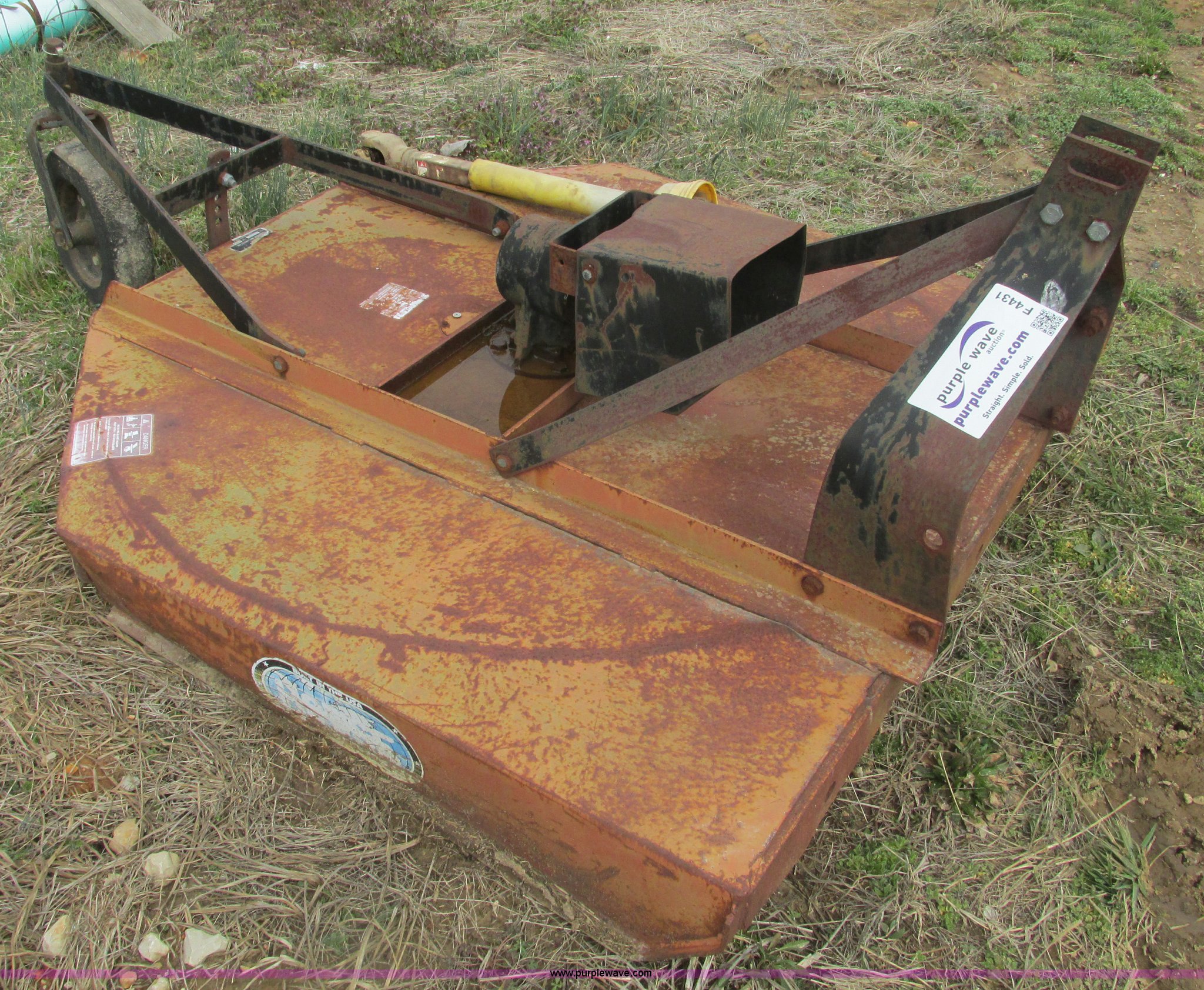 Howse 500 rotary mower in Highlandville, MO | Item F4431 sold | Purple Wave