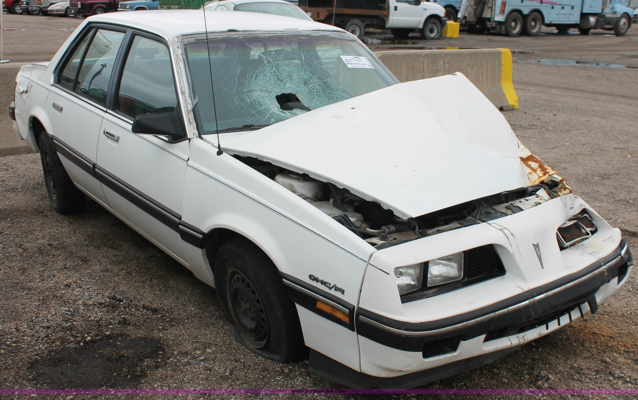 1986 Pontiac Sunbird in Wichita, KS | Item E3409 sold | Purple Wave