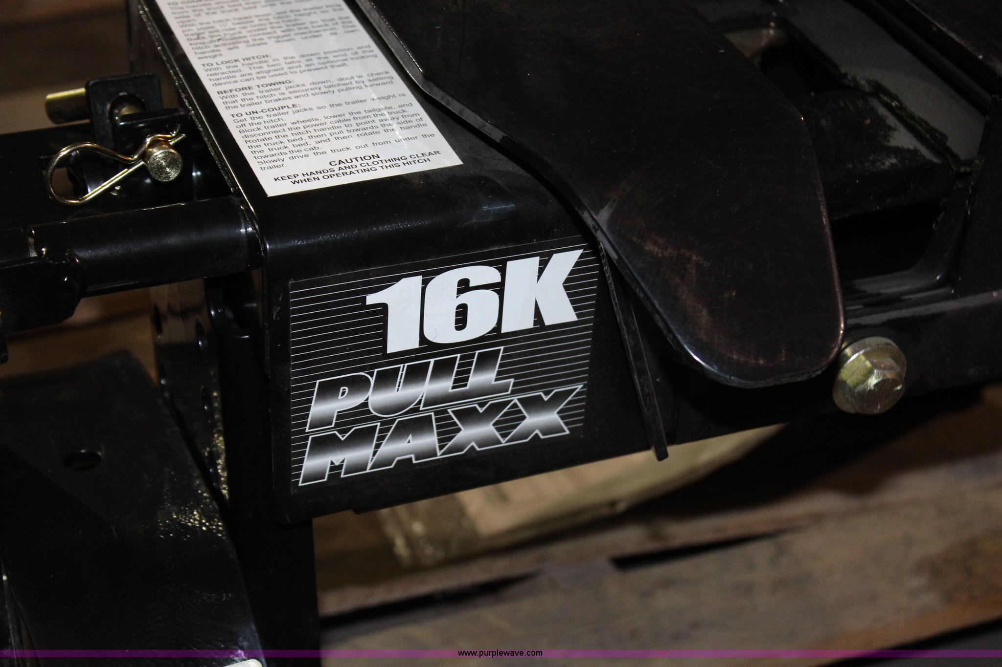 Valley Pull Maxx 16K fifth wheel hitch in Spring Hill, KS | Item AK9297 ...