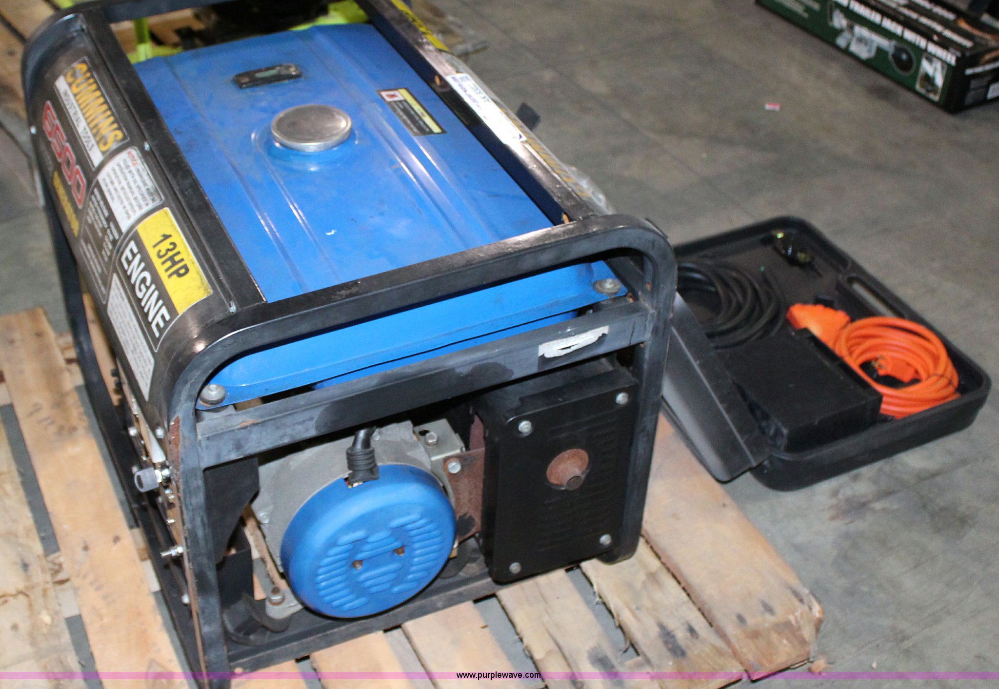 Cummins 6,500 watt generator in Spring Hill, KS | Item AK9303 sold ...