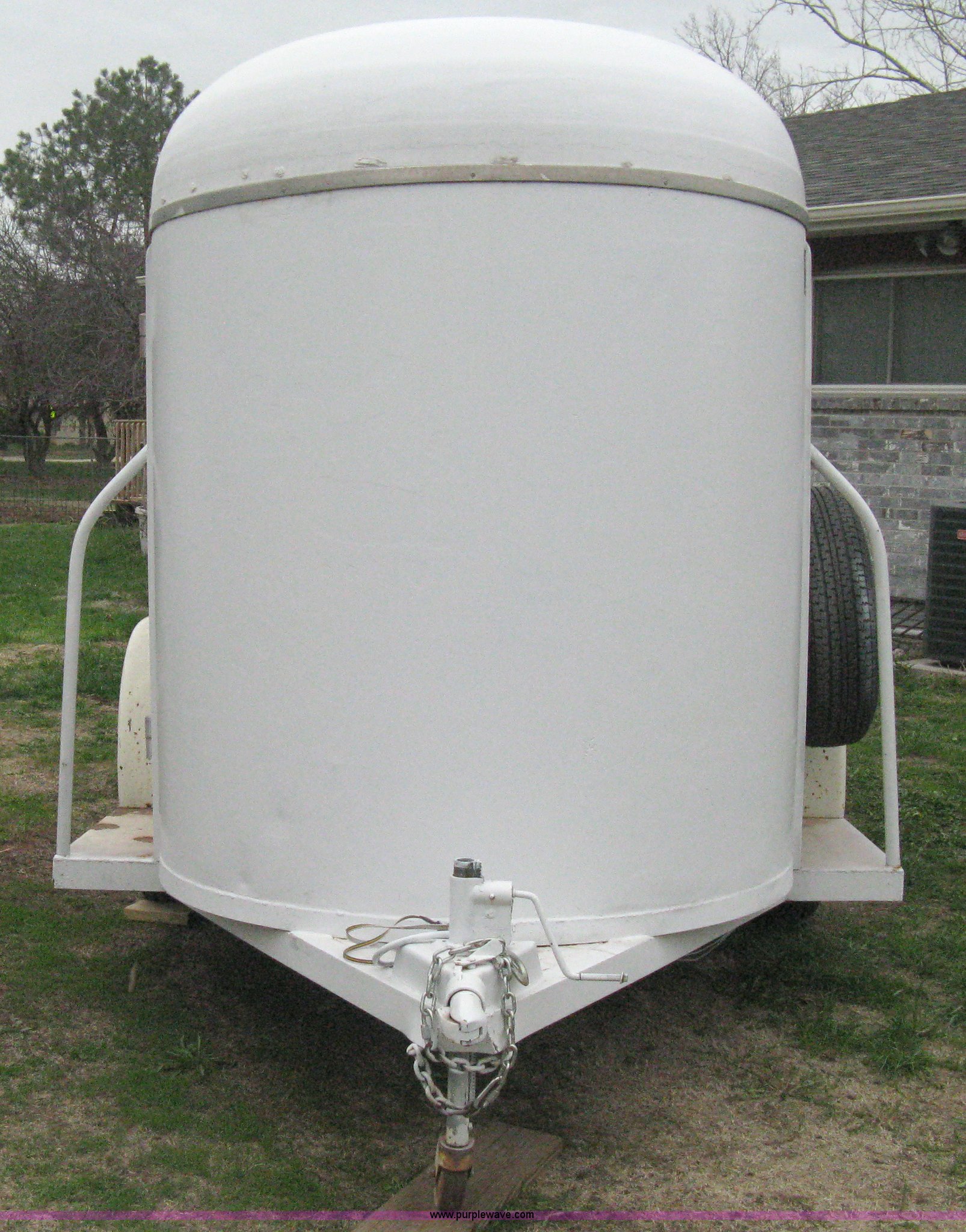 1982 WW cargo trailer in Goddard, KS | Item E3390 sold | Purple Wave