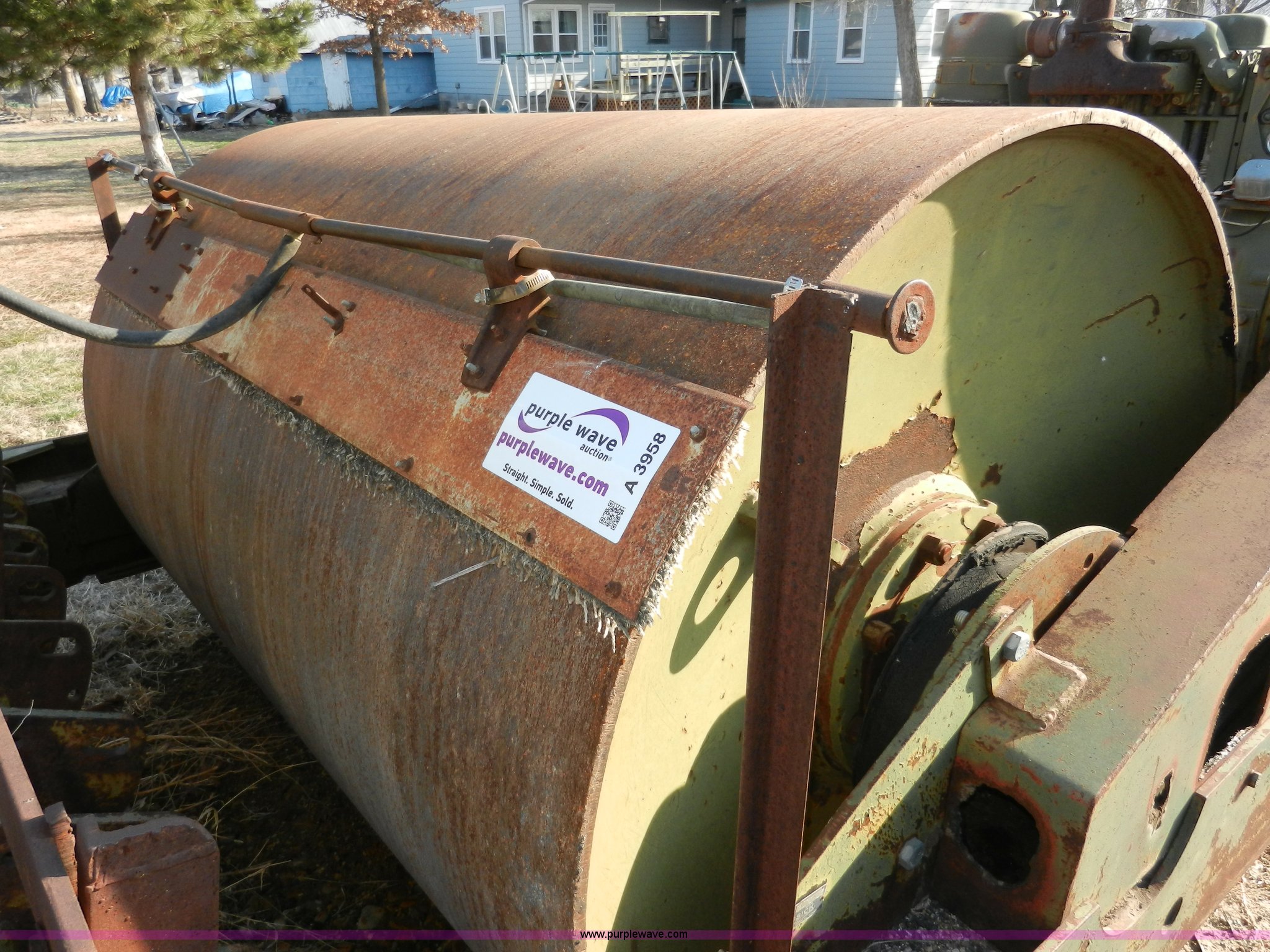 1970 Essick pull behind vibrating roller in Waterville, KS | Item A3958 ...