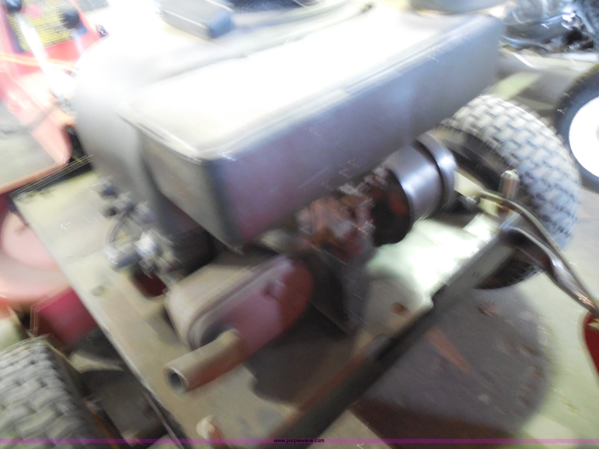 Toro 7-25 lawn mower in Wichita, KS | Item AD9423 sold | Purple Wave