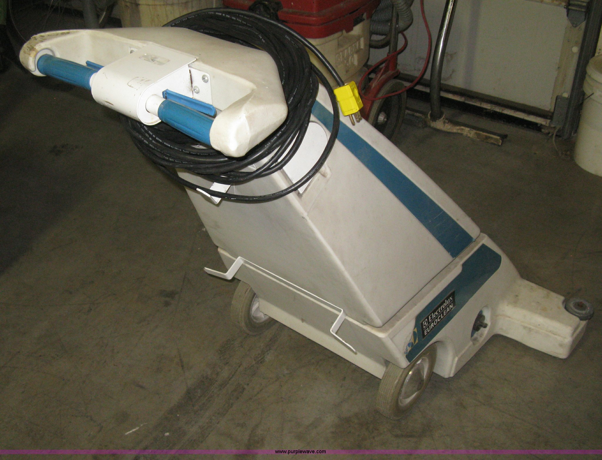 Electrolux Euroclean commercial vacuum in Wichita, KS | Item AG9885 ...