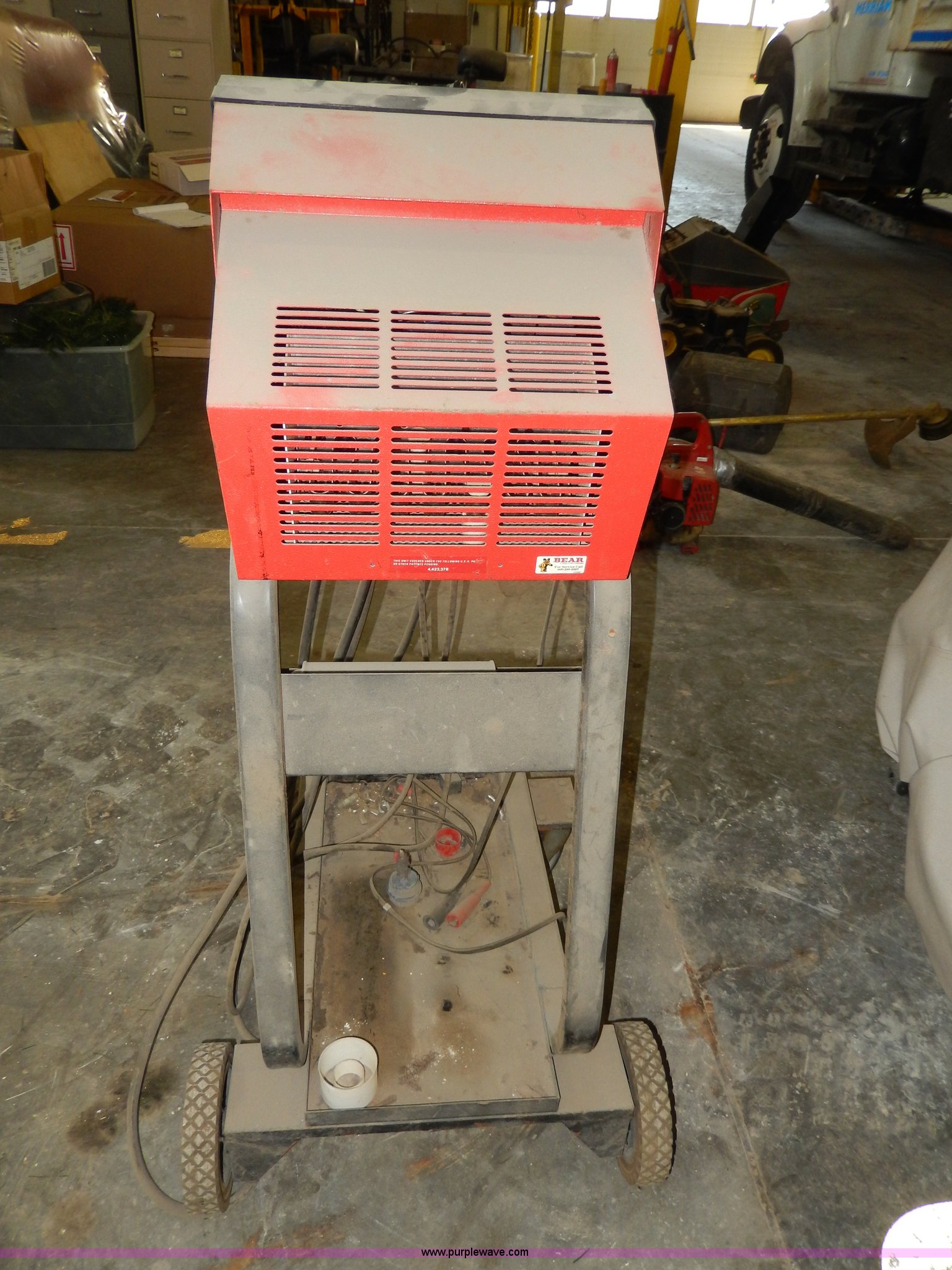 Bear ARBST battery tester in Merriam, KS | Item W9910 sold | Purple Wave