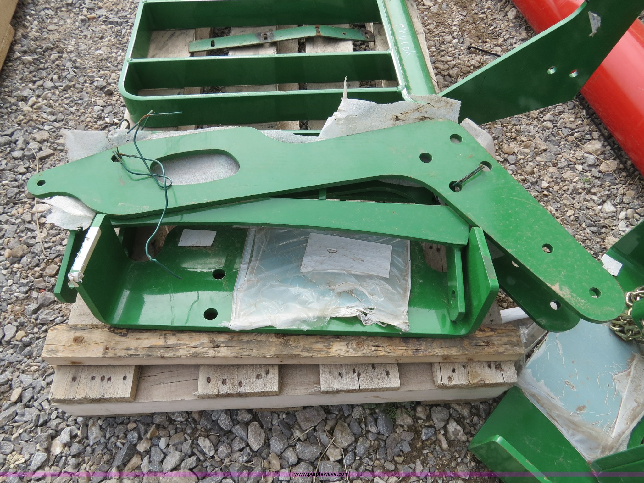 John Deere tractor hood guards in Alva, OK | Item S9648 sold | Purple Wave