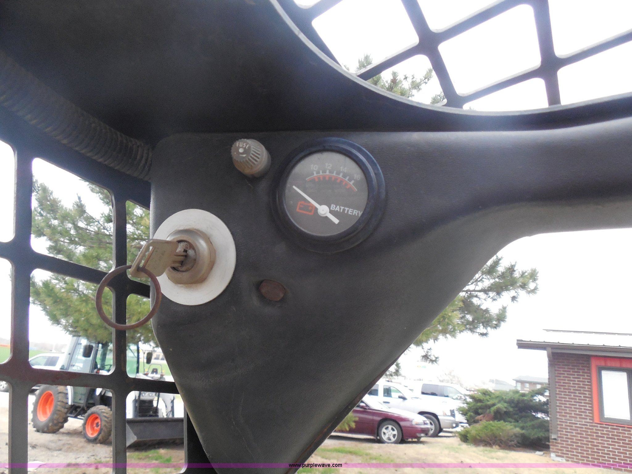 1980 Bobcat 732 skid steer in Salina, KS | Item AD9483 sold | Purple Wave