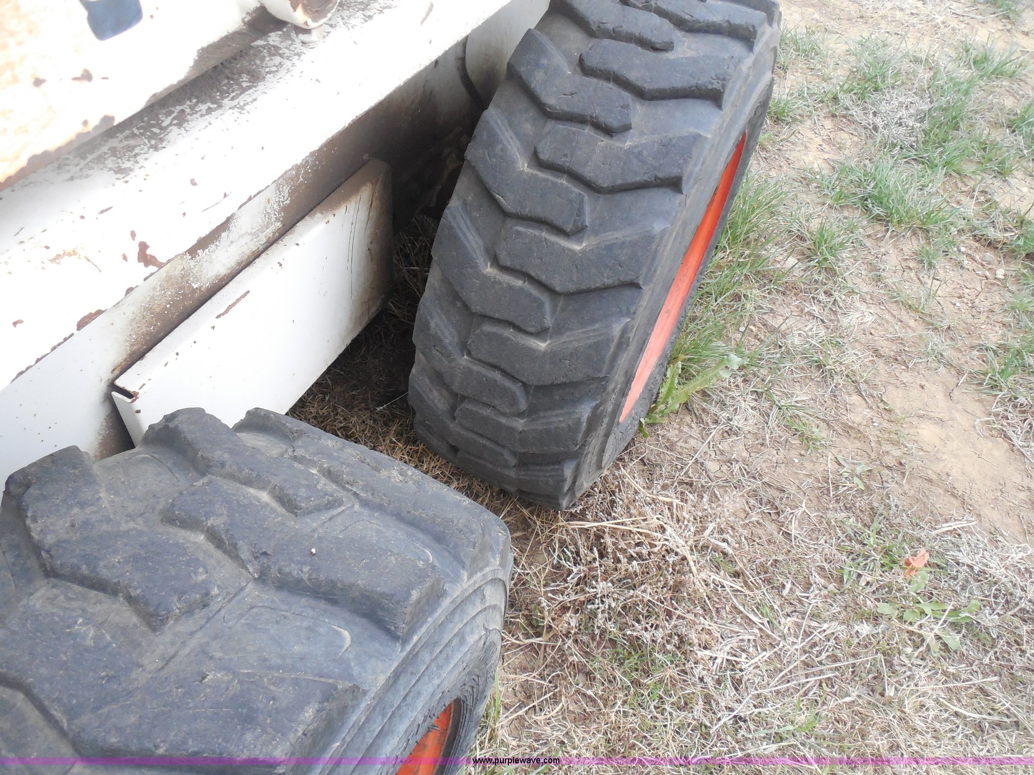 1980 Bobcat 732 skid steer in Salina, KS | Item AD9483 sold | Purple Wave