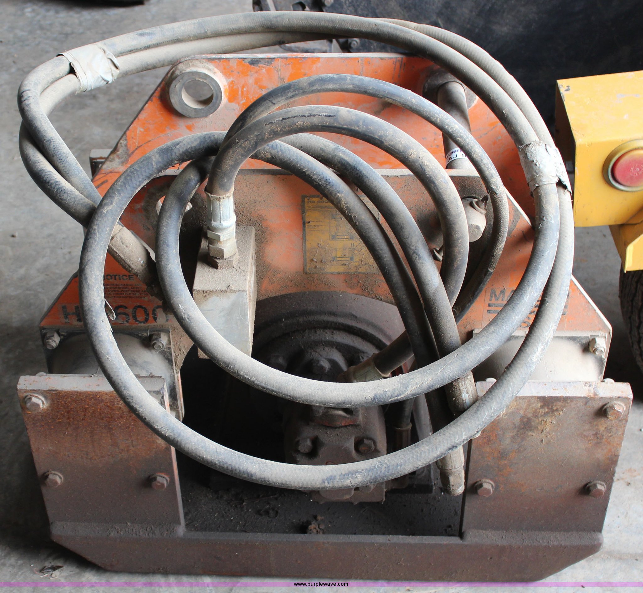 Stanley HS6000 plate compactor in Oskaloosa, KS | Item AJ9508 sold ...