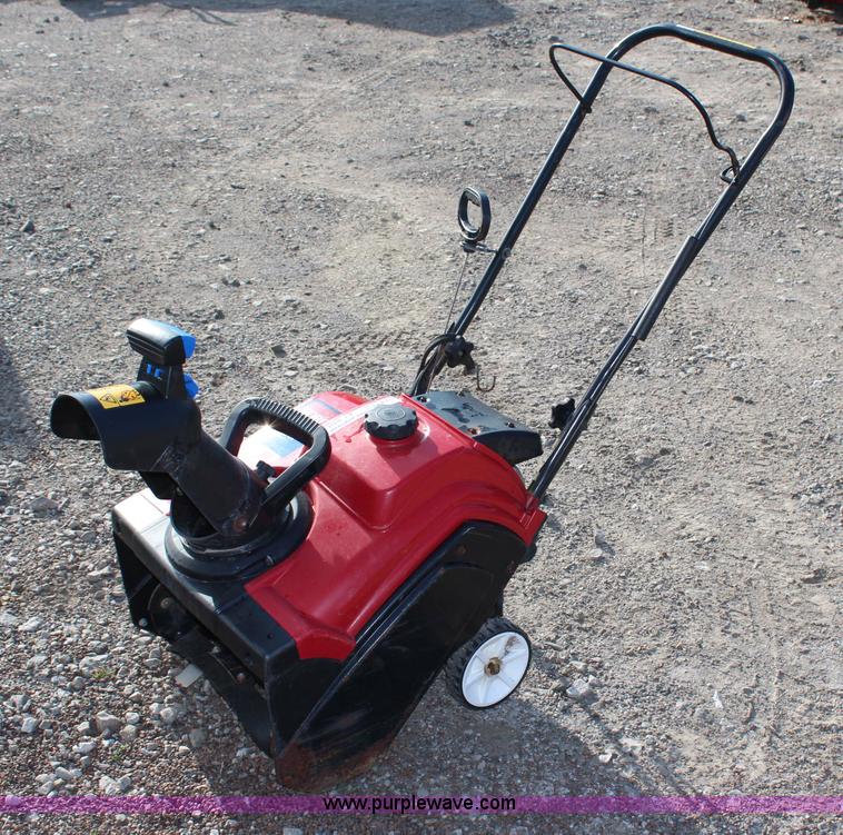 Toro Power Clear 180 snow blower in Rushville, MO | Item AJ9604 sold ...