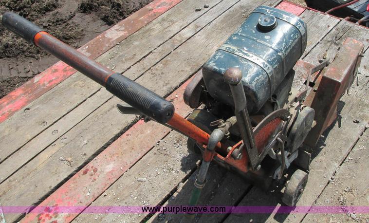 Clipper concrete saw in Brook Park, MN | Item E5089 sold | Purple Wave