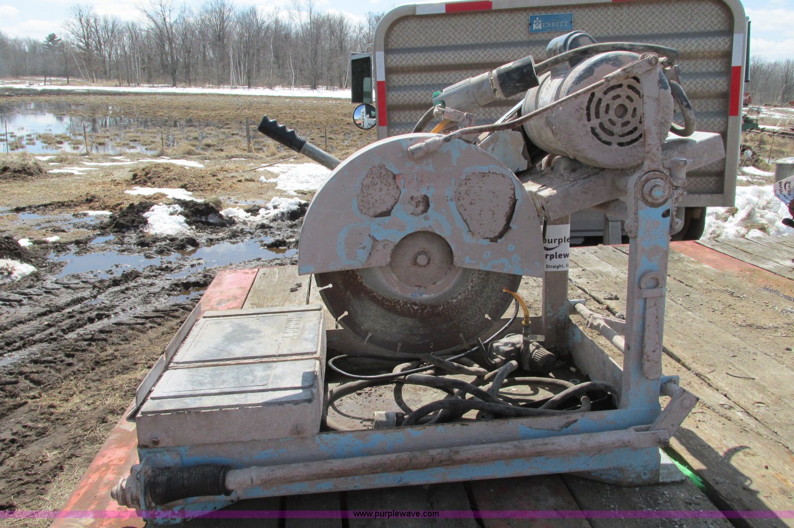 Target brick saw in Brook Park, MN | Item E5091 sold | Purple Wave