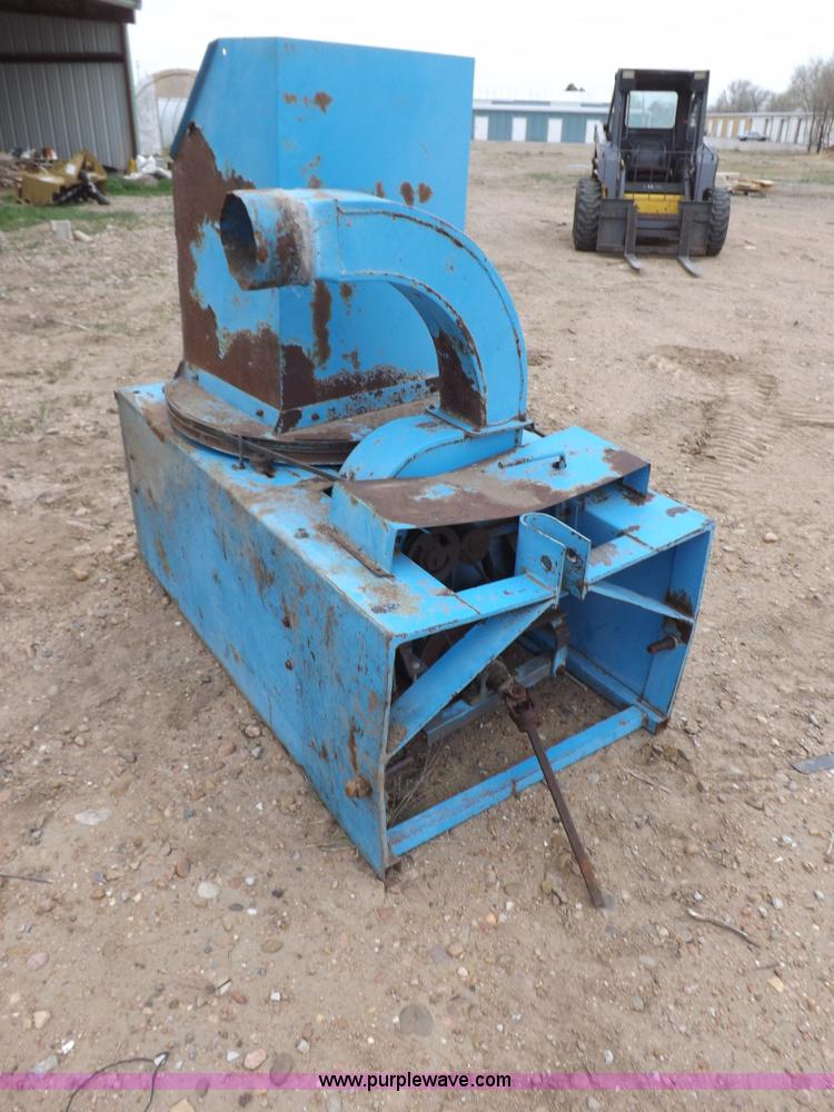 Goosen bale chopper/blower in Dodge City, KS | Item H7224 sold | Purple ...