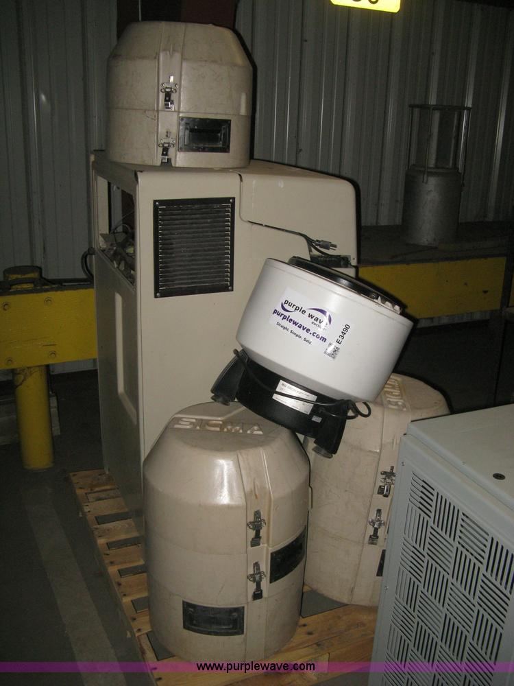 Sigma water treatment samplers in Hutchinson, KS | Item E3490 sold ...