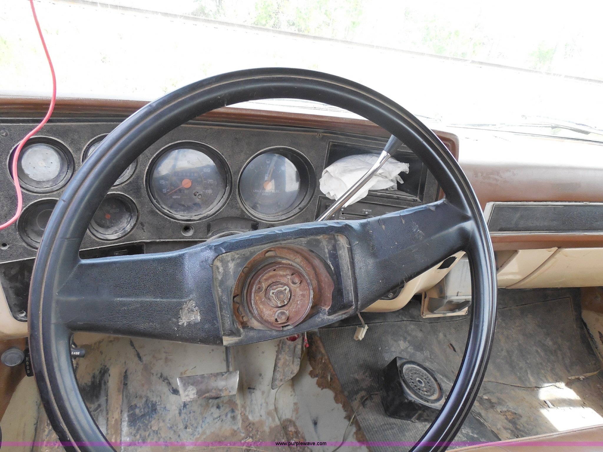 1988 Chevrolet R20 Crew Cab truck cab and chassis in Fredonia, KS ...