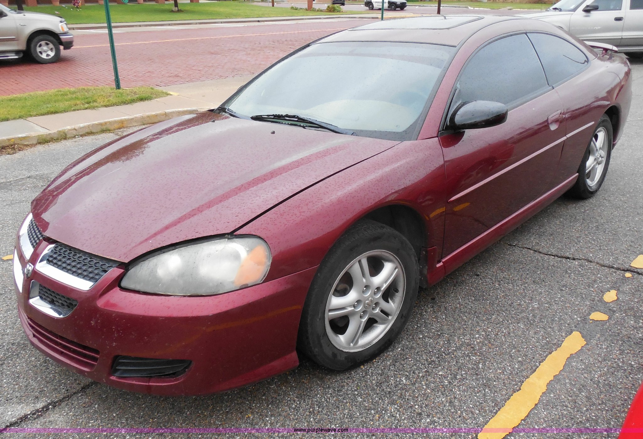 2003 Dodge Stratus SE in Arkansas City, KS | Item H3222 sold | Purple Wave