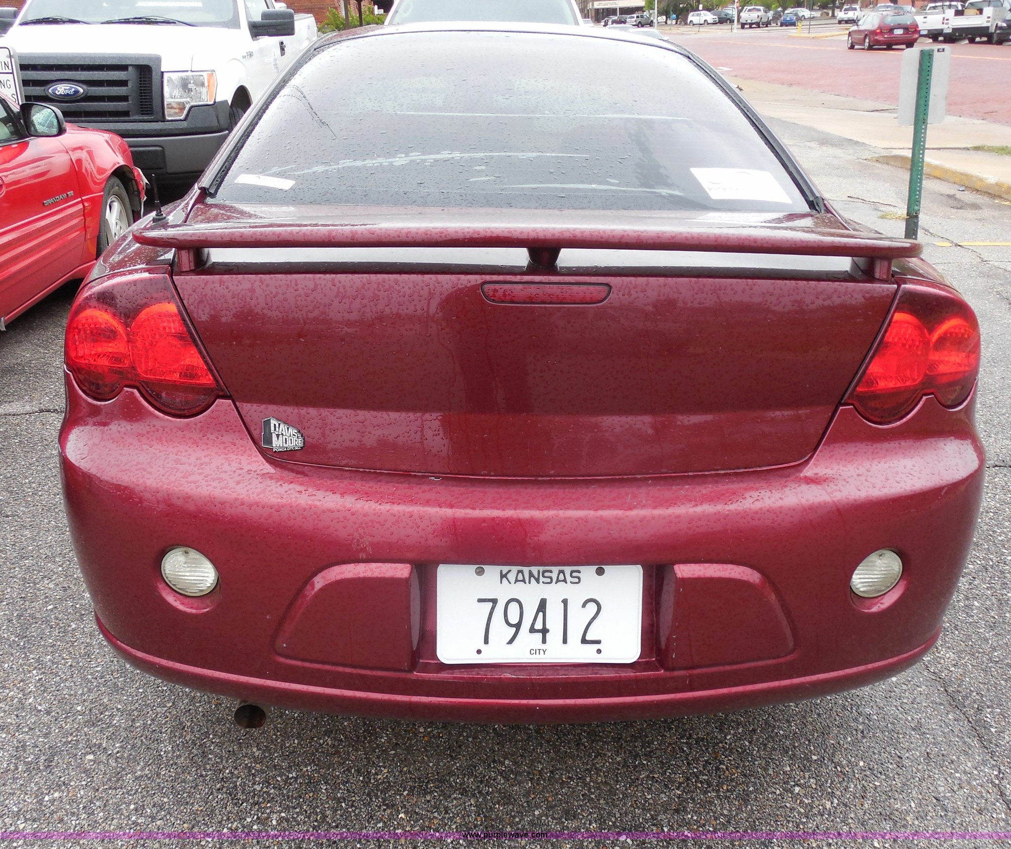 2003 Dodge Stratus SE in Arkansas City, KS | Item H3222 sold | Purple Wave
