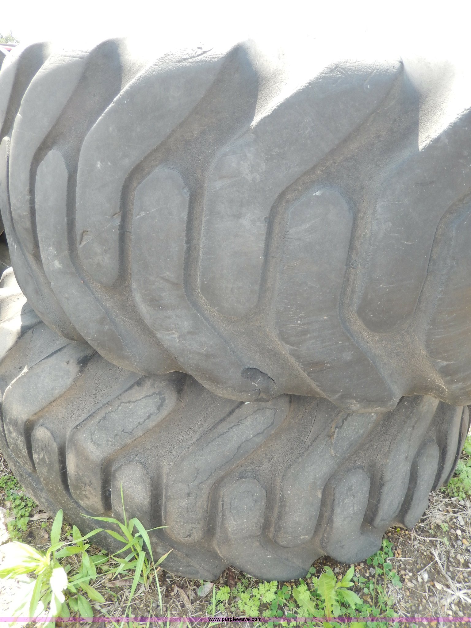(8) assorted used loader tires in Manhattan, KS | Item W9773 sold ...