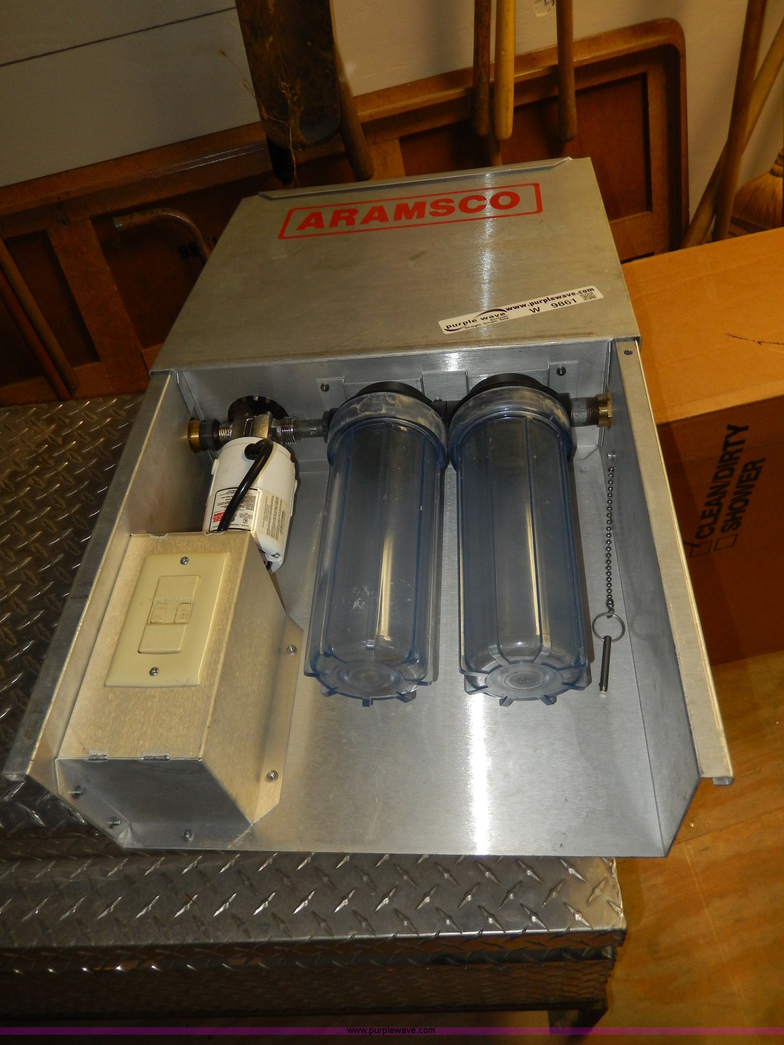 Aramsco shower filter in Manhattan, KS | Item W9861 sold | Purple Wave