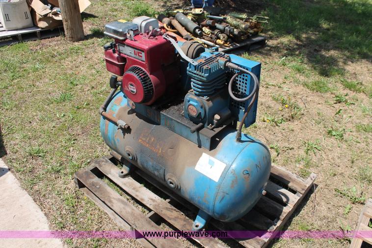 Emglo gas powered air compressor in Wichita, KS | Item AH9130 sold ...