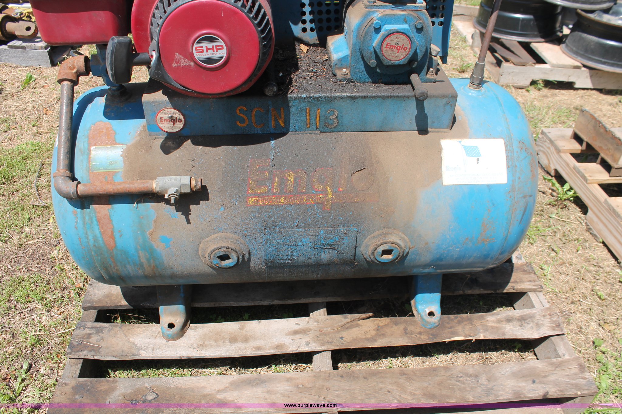 Emglo gas powered air compressor in Wichita, KS | Item AH9130 sold ...