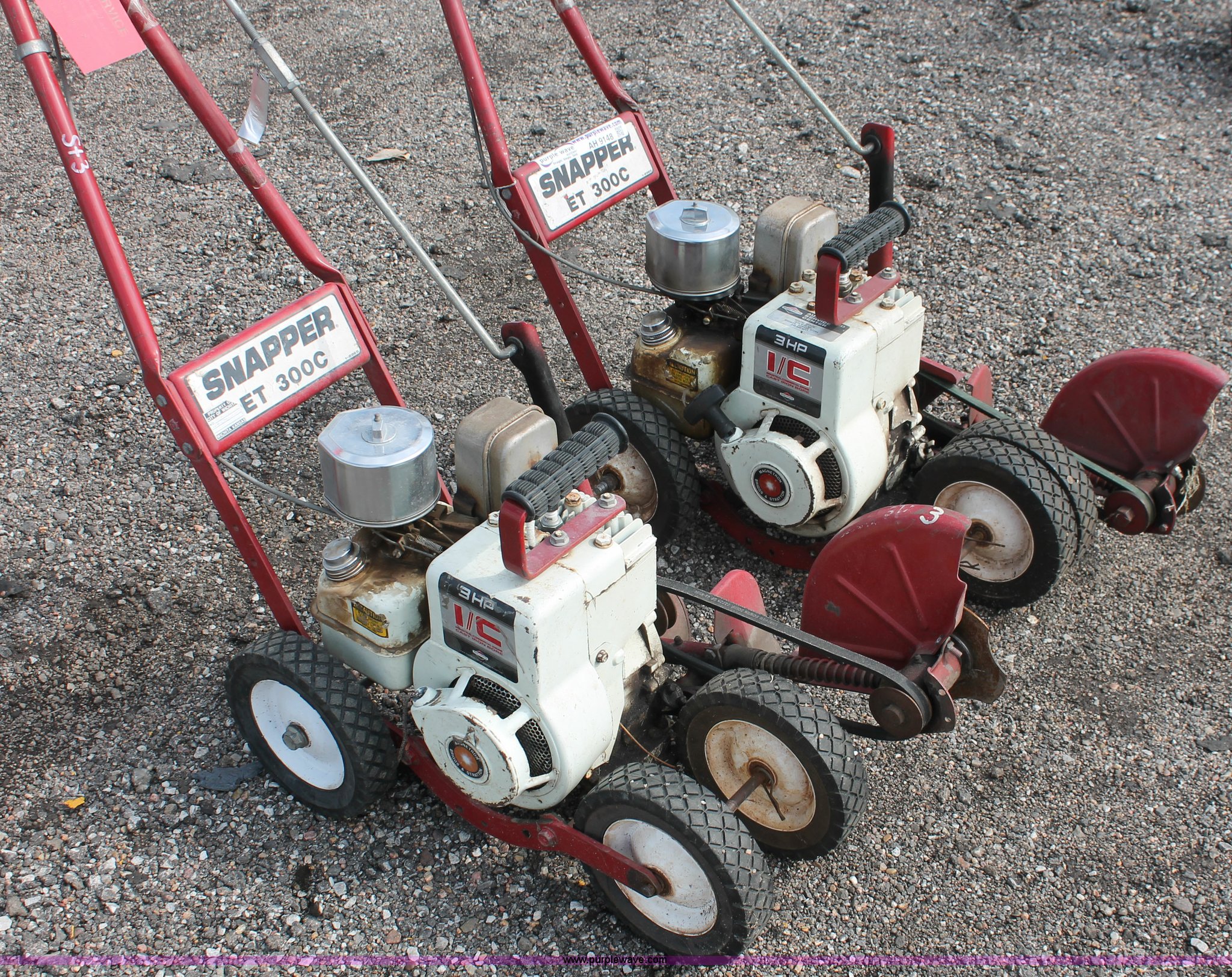 (2) Snapper ET300C gas edgers in Wichita, KS | Item AH9148 sold ...