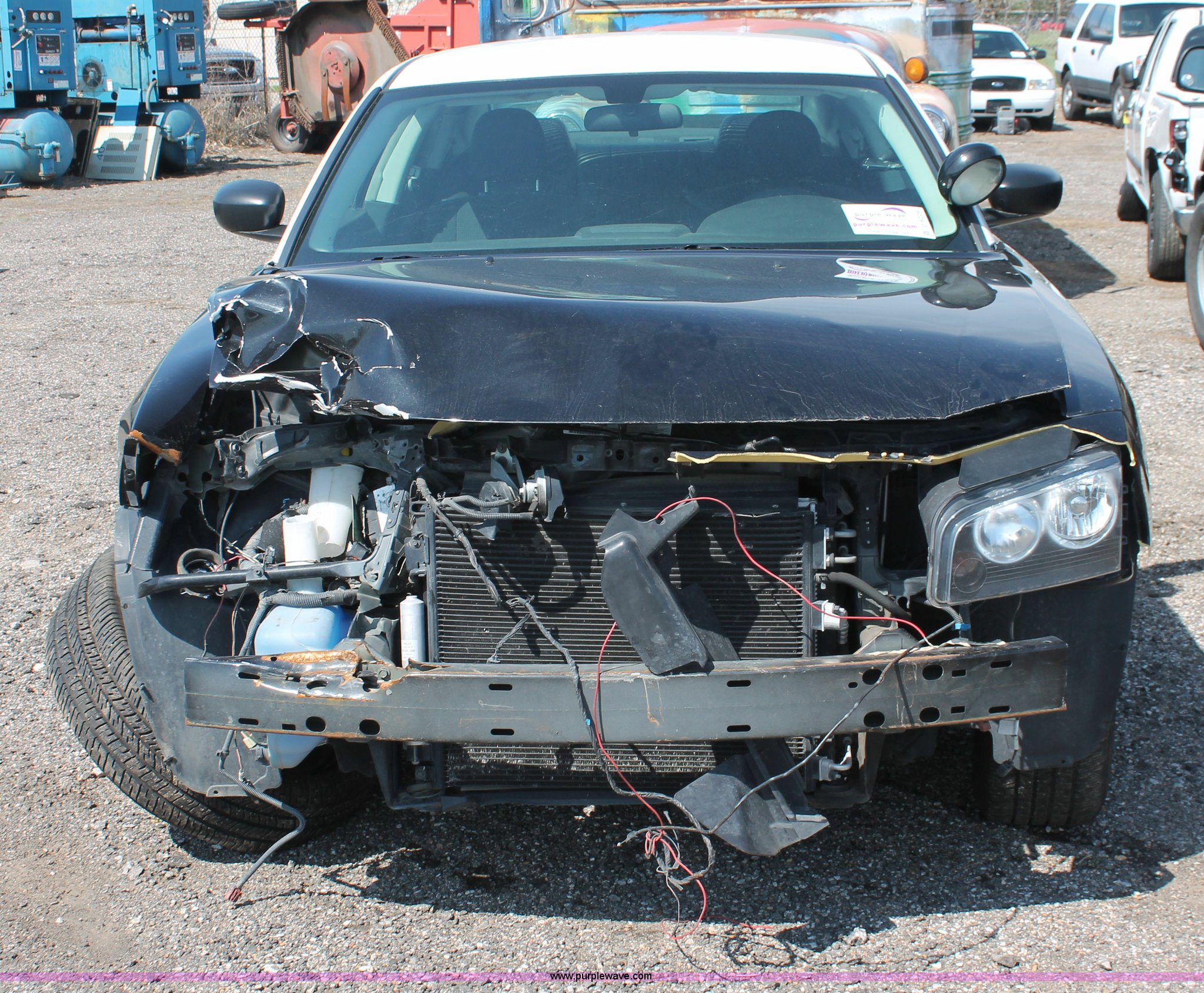 2010 Dodge Charger in Wichita, KS | Item D8229 sold | Purple Wave