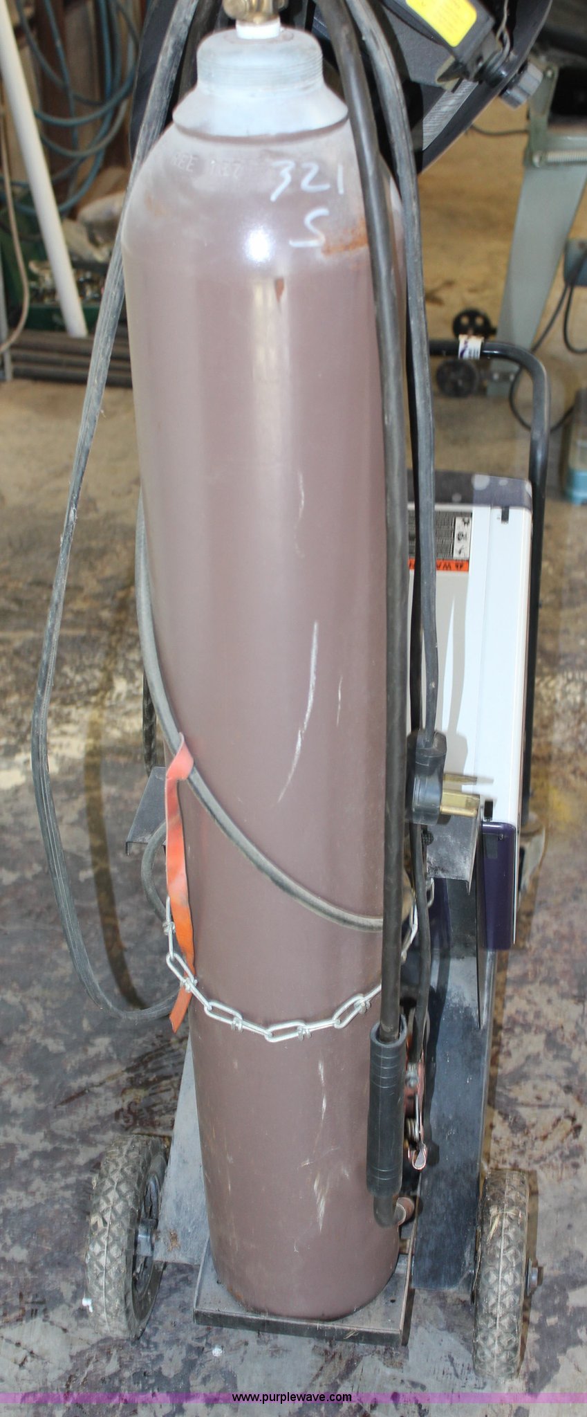Hobart Handler 175 wire feed welder in Leavenworth, KS | Item X9482 ...