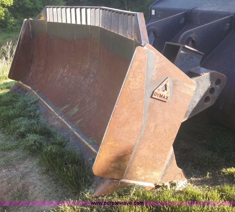 2011 Dymax variable radius semi U-blade in Kansas City, MO | Item C1128 ...