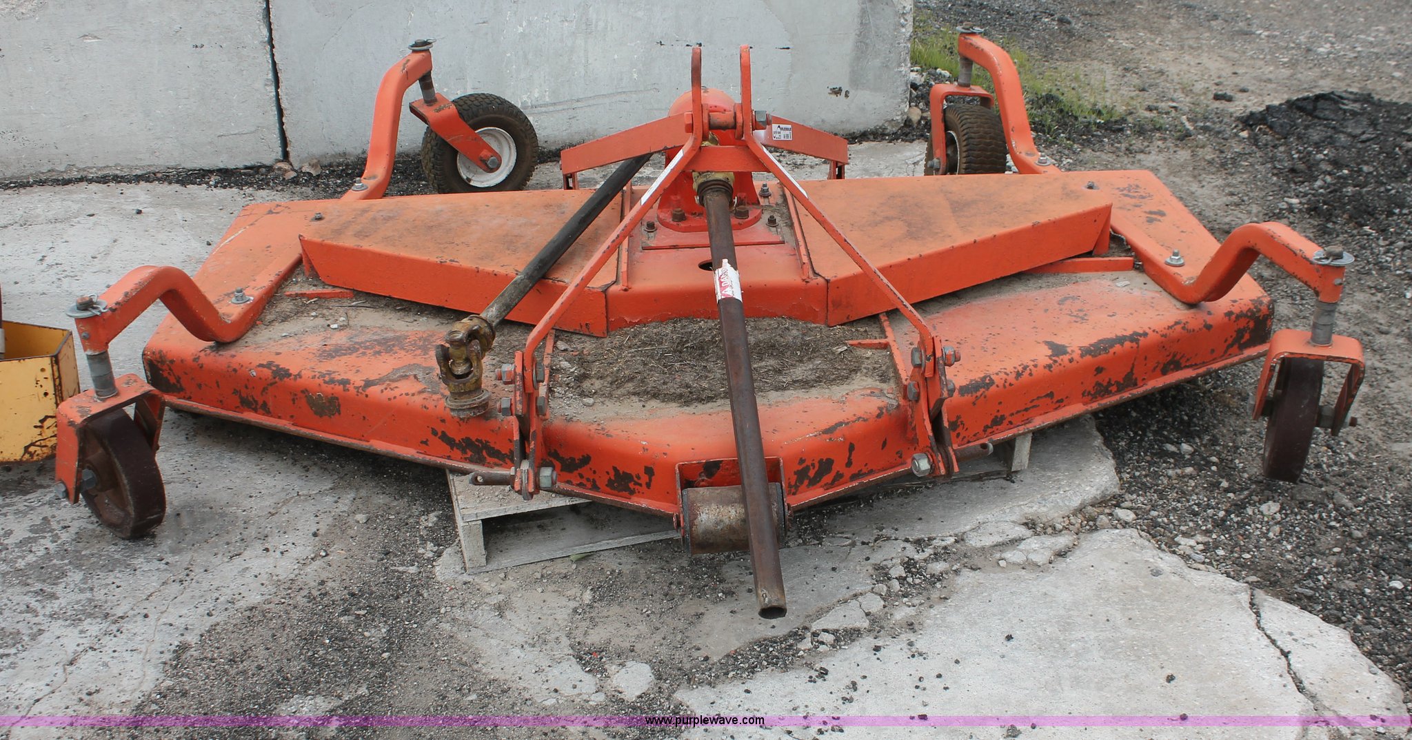 Three point finish mower in Wichita, KS | Item AH9096 sold | Purple Wave