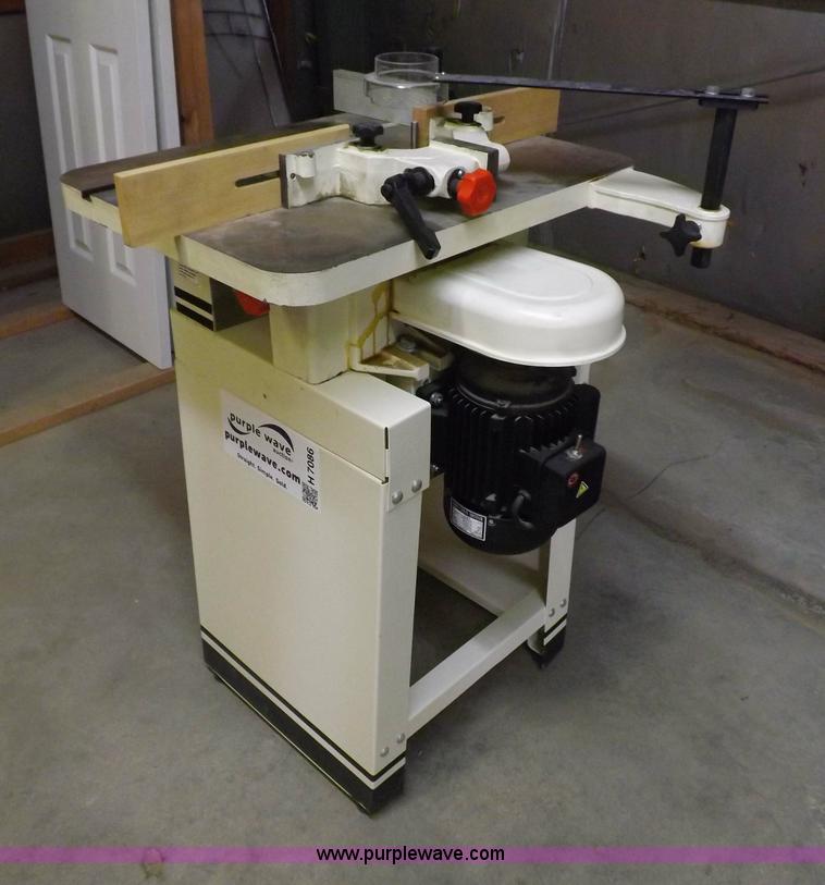 Shop Fox wood shaper in Ulysses, KS | Item H7086 sold | Purple Wave